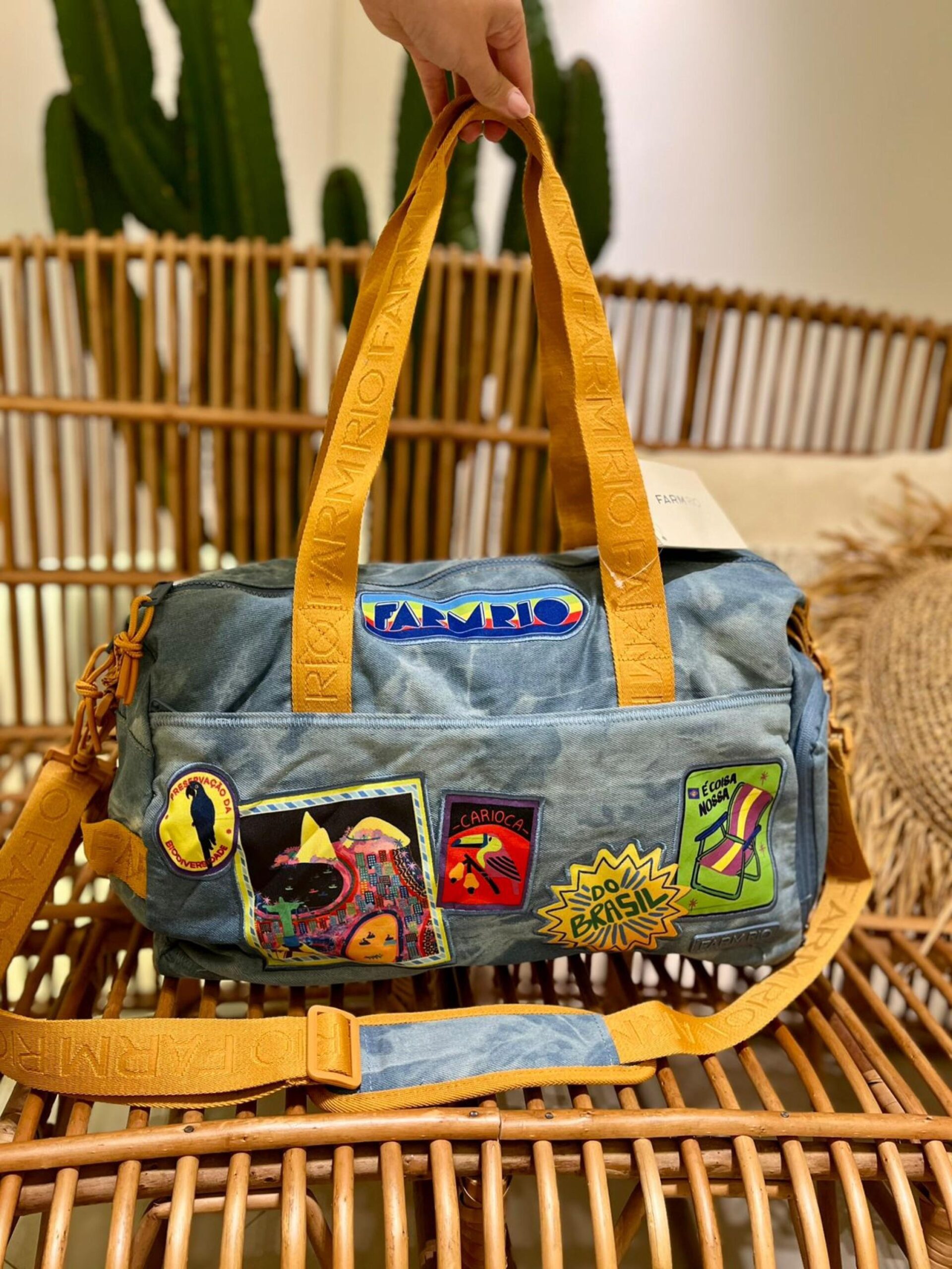 BOLSA VIVA PATCH RIO AZUL – Bella e Fashion